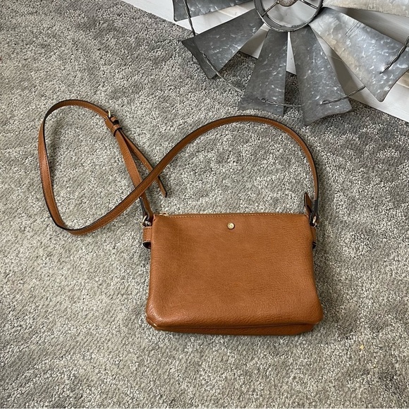 LC Lauren Conrad | Bags | Lc Lauren Conrad Brown Crossbody Purse | Poshmark